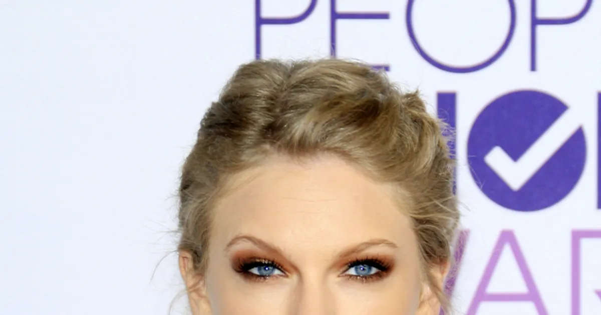Taylor Swift Jets Out Of Airport Amid Bomb Scare - Fame10