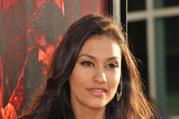 Celebrity Geniuses: 12 Celebrities Who Are Crazy Smart! - Fame10