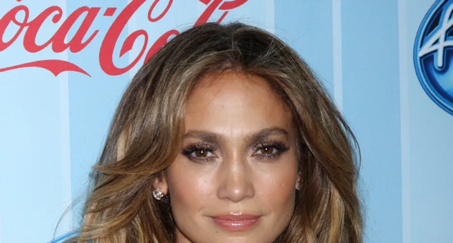 11 Celebrities With The Worst Taste In Men - Fame10