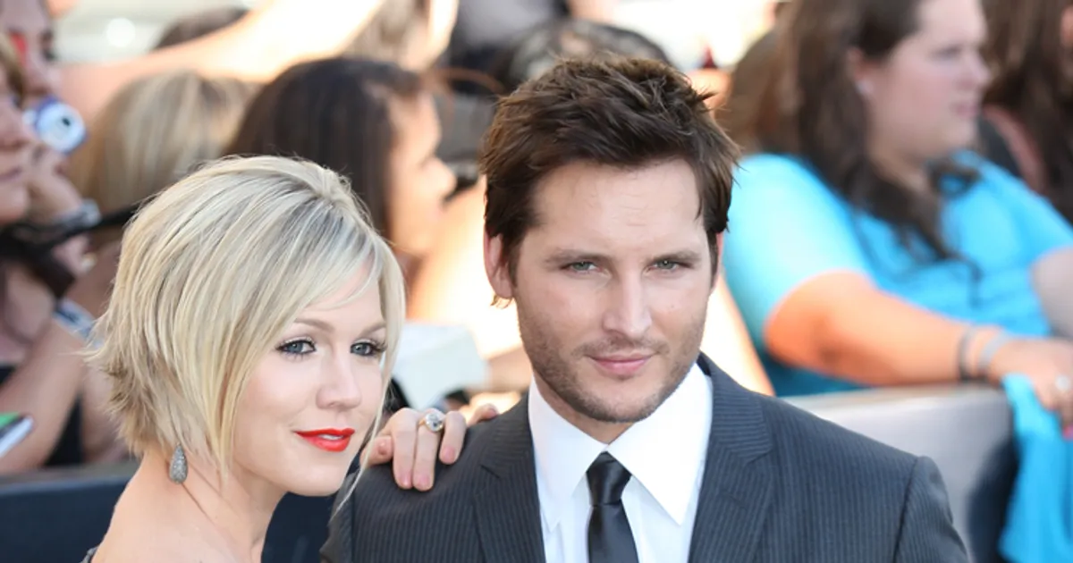 7 Celebrity Couples Who Stayed Together For Their Kids - Fame10