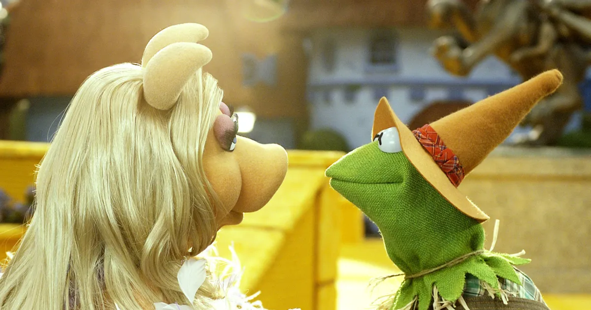 First Trailer For ABC's New Muppets Series Is Amazing - Fame10