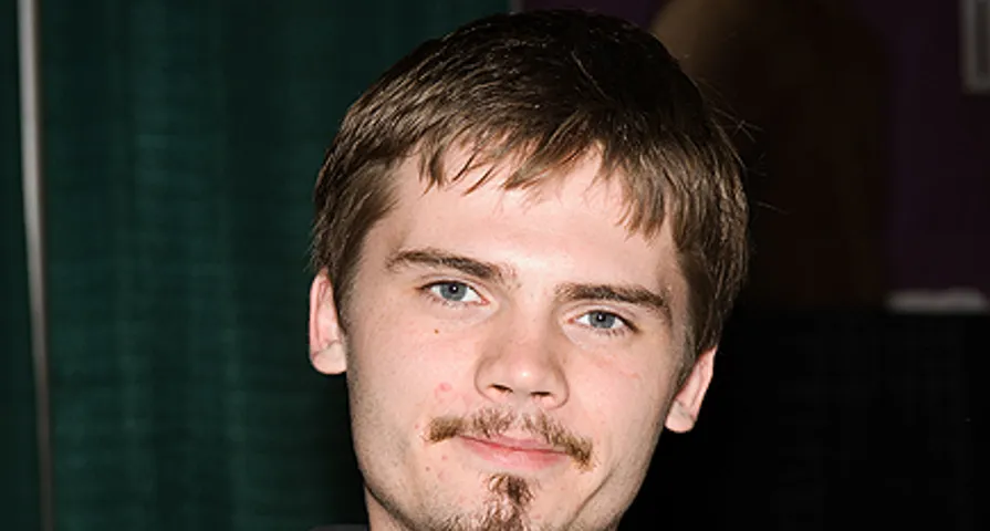 Jake Lloyd, Former Child Star Wars Actor, Arrested Following Car Chase ...