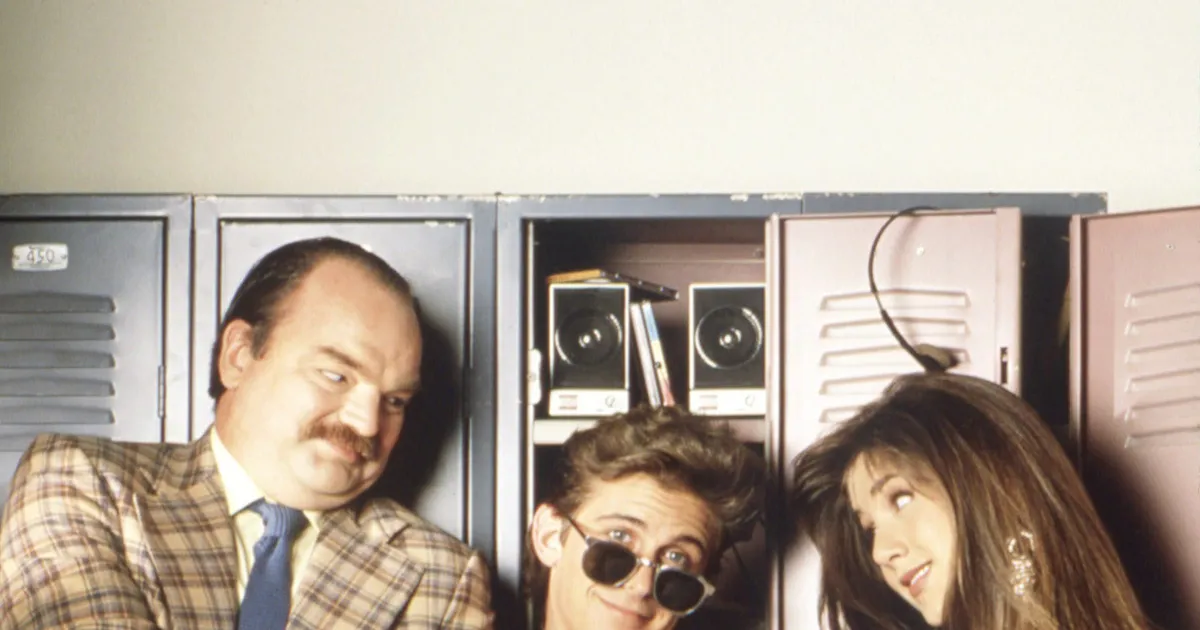 10 Popular Movies That Failed As TV Shows - Fame10