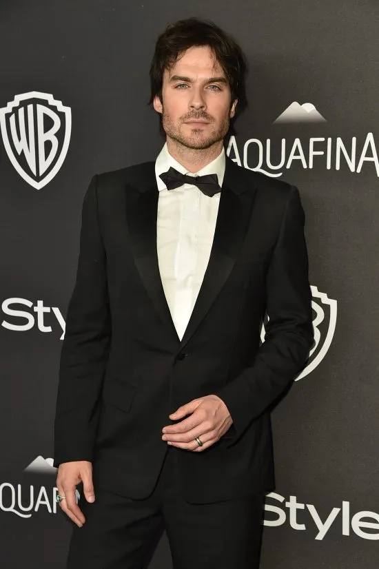 10 Of Your Favorite CW Stars: How Much Are They Worth? - Fame10