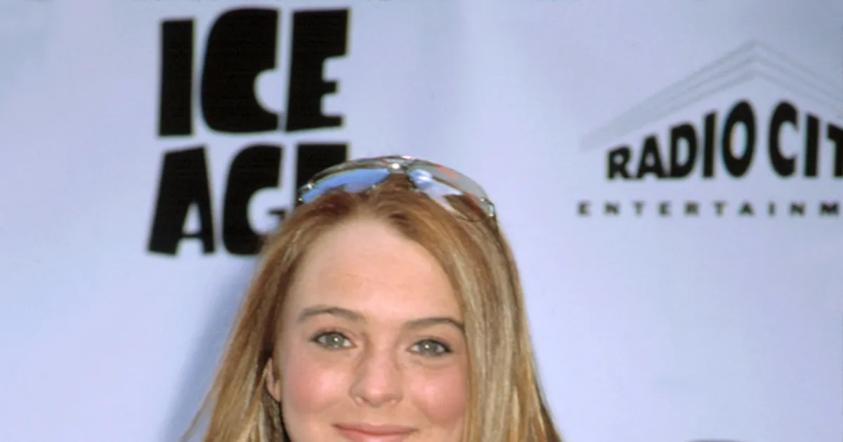 12 Most Shocking Disney Star Transformations - Fame10