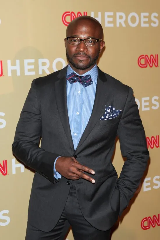 Cast Of "Go": How Much Are They Worth Now? - Fame10