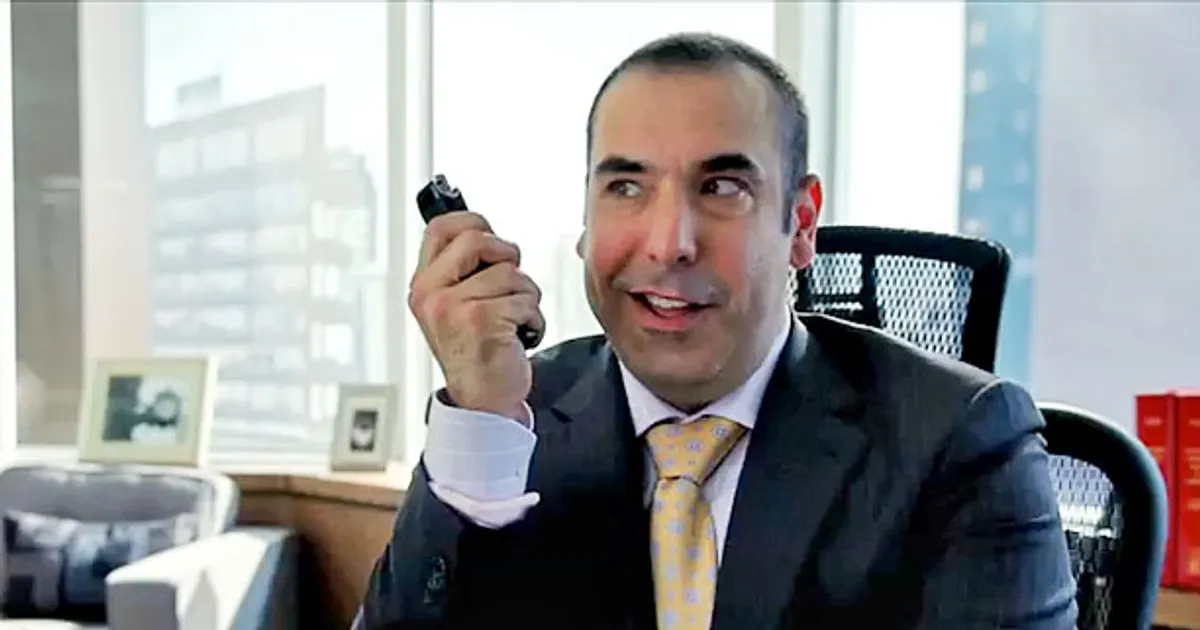 'Suits': Louis Litt's 6 Best Moments - Fame10
