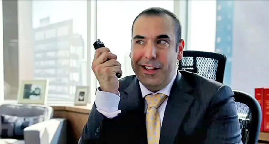 'Suits': Louis Litt's 6 Best Moments - Fame10