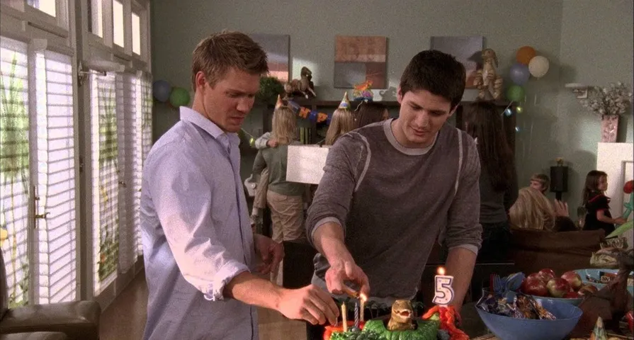 One Tree Hill: Plot Holes And Mistakes - Fame10