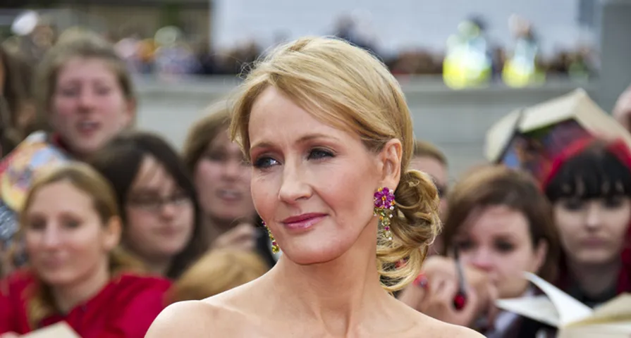 J.K. Rowling Responds To Criticism About Harry Potter Casting - Fame10