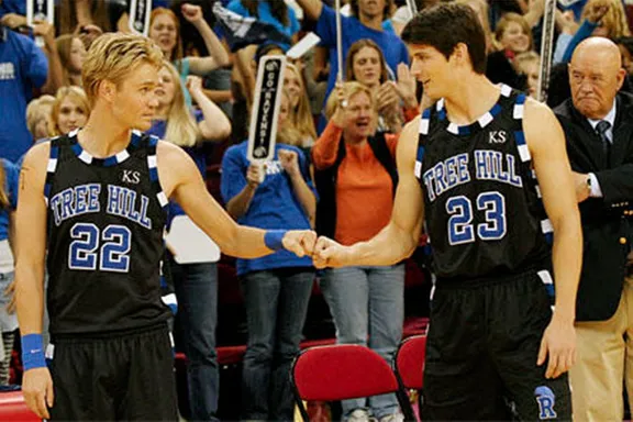 10 Things You Didn't Know About OTH Star Austin Nichols - Fame10