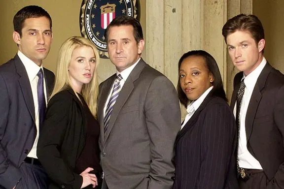 Cast Of CSI: How Much Are They Worth Now? - Fame10