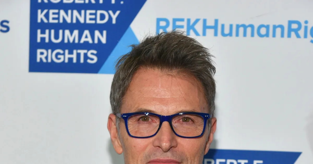 'Madam Secretary' Star Tim Daly Has Broken Both Legs In Skiing Accident ...
