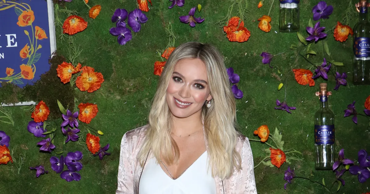 Best Celebrity Snapchat Accounts To Follow - Fame10