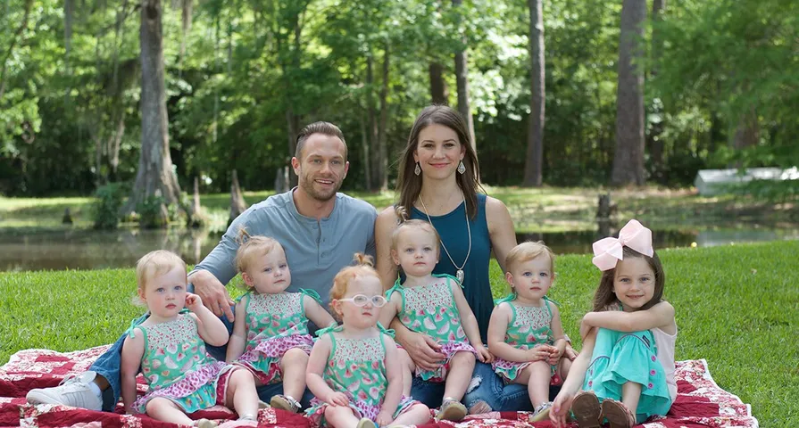 13 Things You Didn't Know About OutDaughtered - Fame10