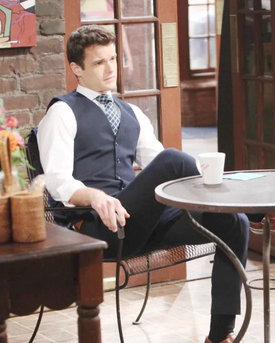 Unbelievable Soap Opera Character Transformations - Fame10