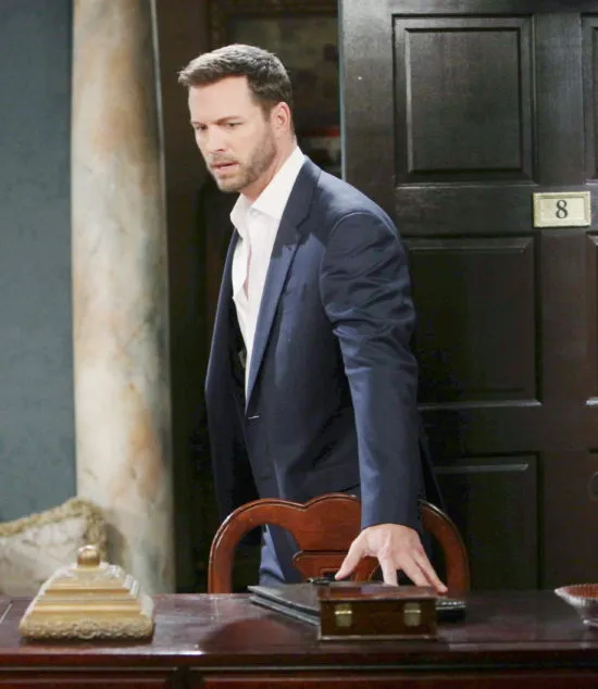 Unbelievable Soap Opera Character Transformations - Fame10