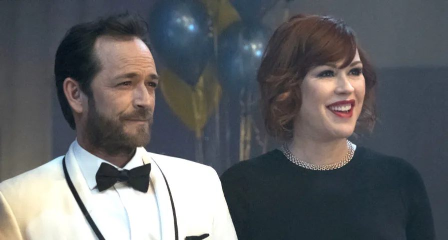 Luke Perry's Tragic Passing: Celebs Share Emotional Tributes - Fame10