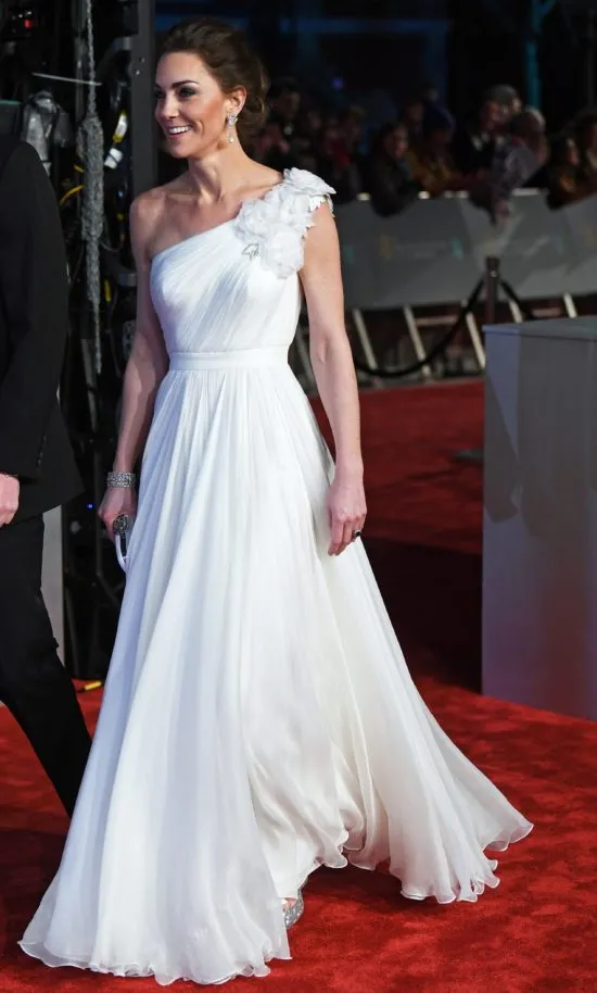 Ranked: Unforgettable Iconic Royal Gowns - Fame10