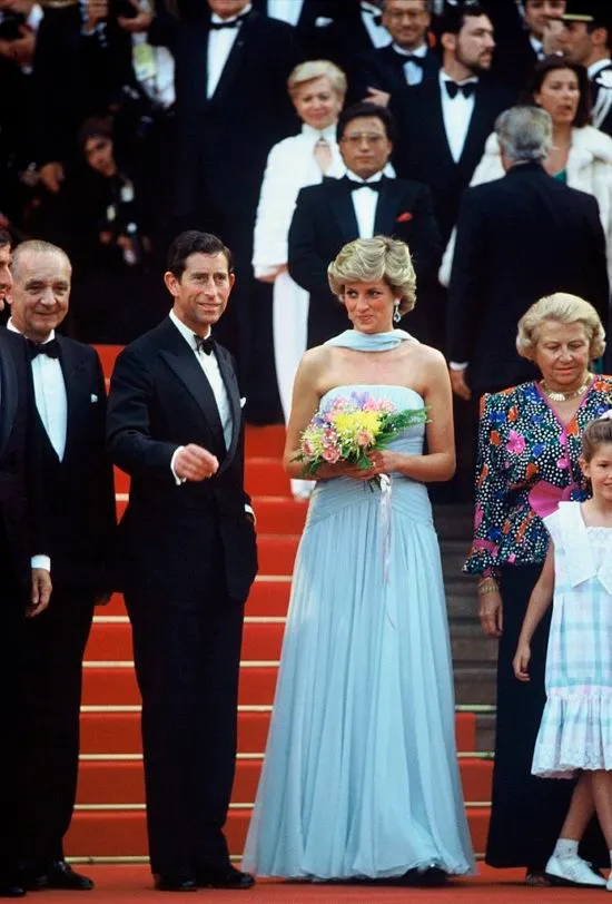 Ranked: Unforgettable Iconic Royal Gowns - Fame10