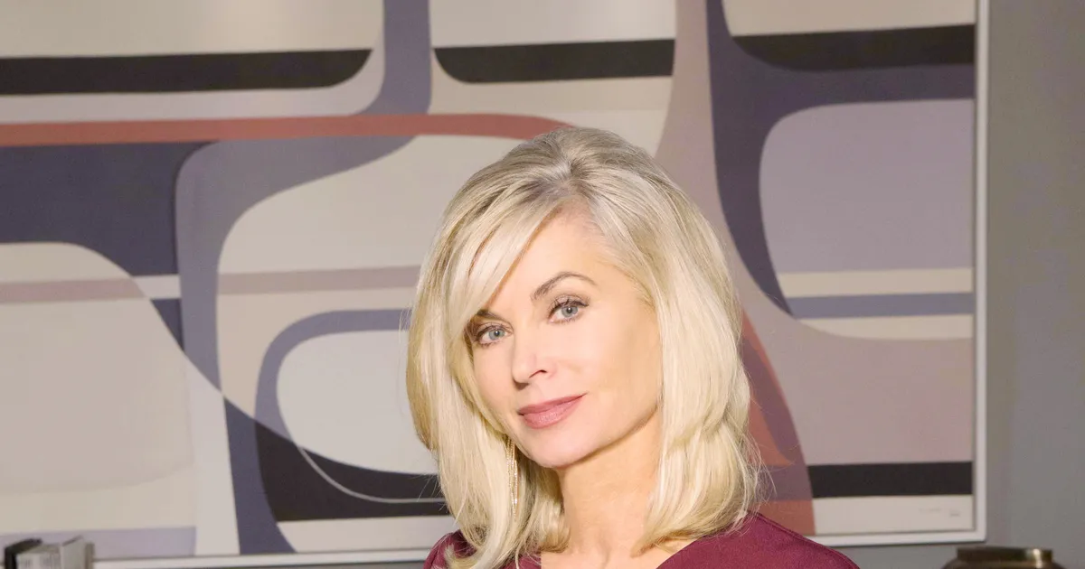 Eileen Davidson Returns To The Young And The Restless - Fame10