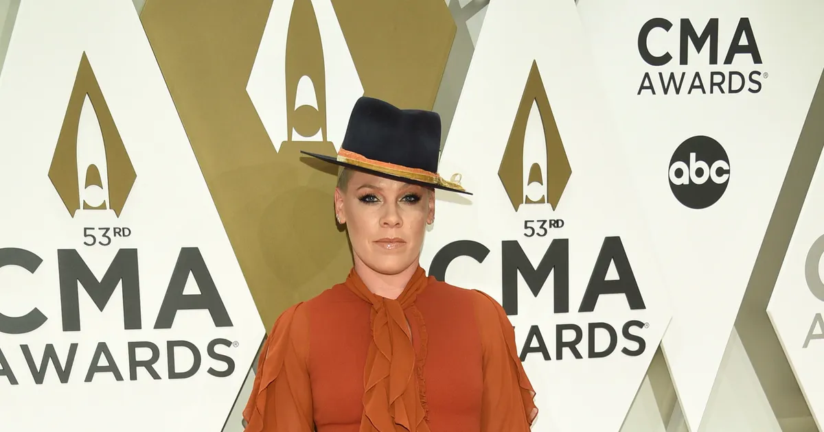 Pink Announces She Will Take A Yearlong Music Break At The 2019 CMA ...