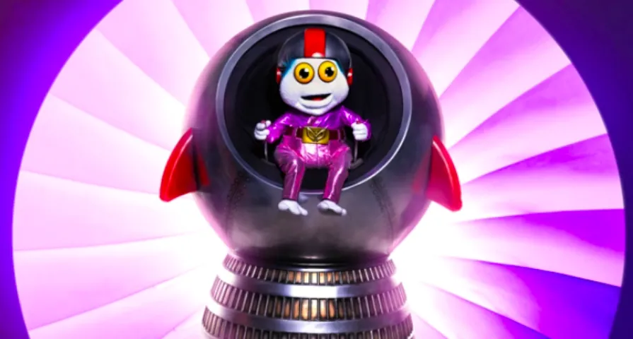 'The Masked Singer' Reveals The Celebrity Behind Baby Alien - Fame10