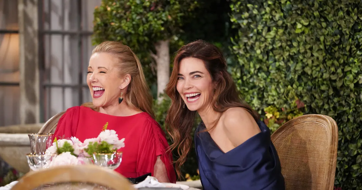 Outstanding Soap Opera Mothers - Fame10