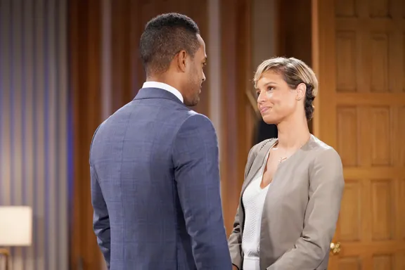 Beverly Hills 90210: Brandon Walsh’s Girlfriends Ranked - Fame10