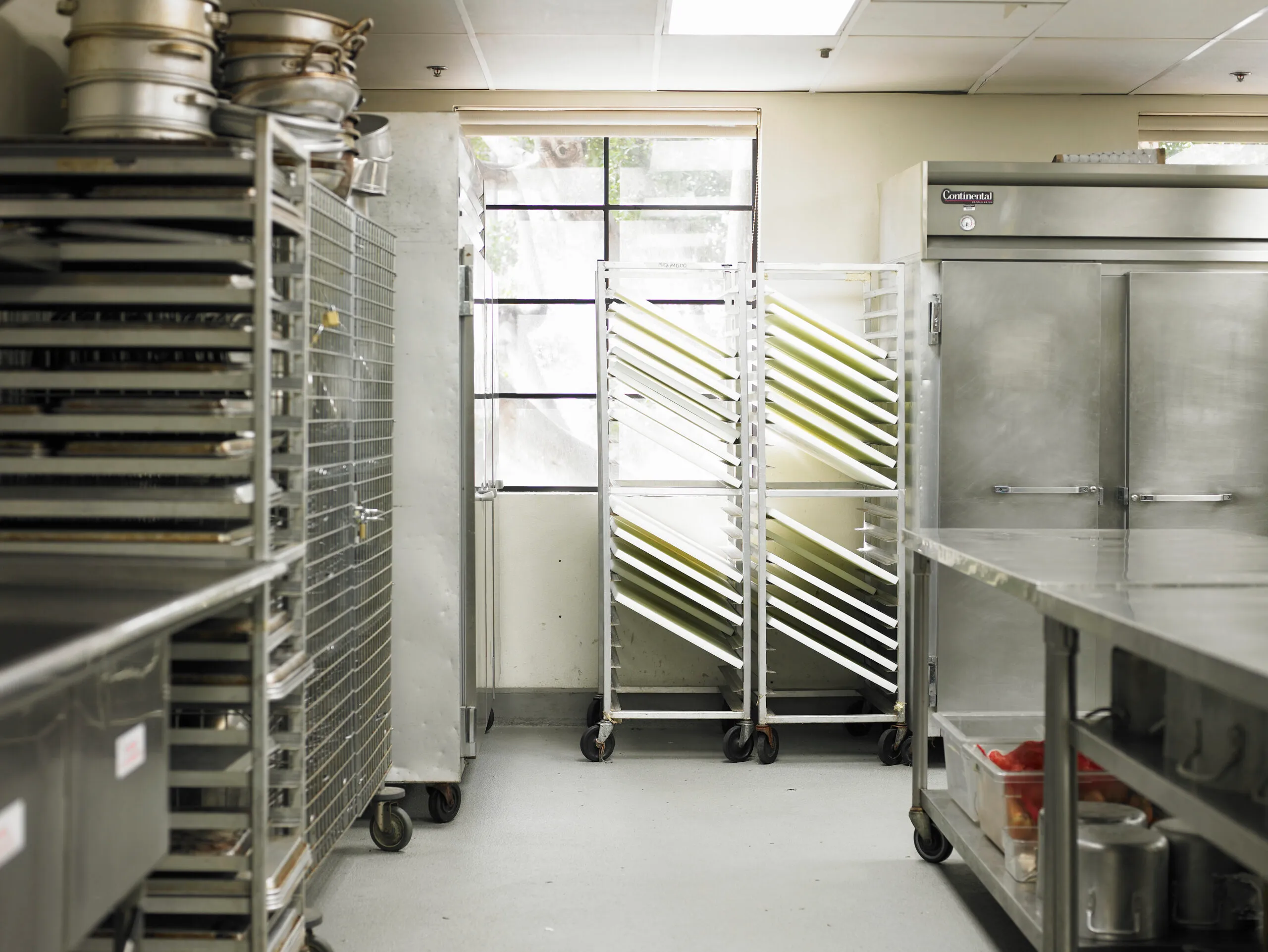 How to Start a Ghost Kitchen | RoadWarrior