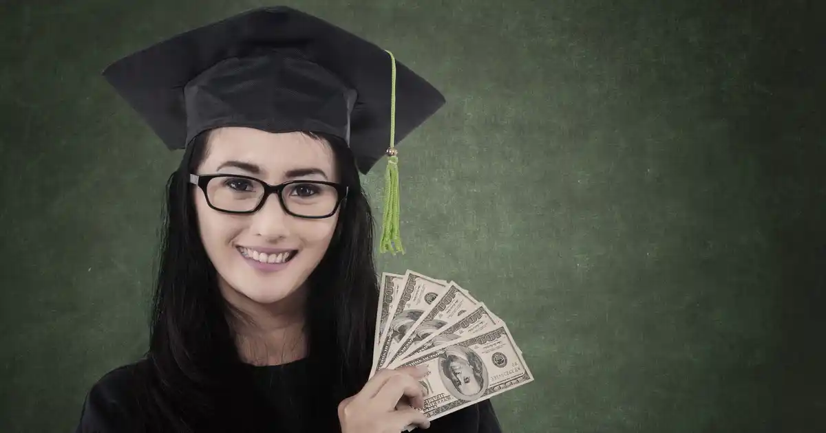 12 Personal Finance Tips Every College Graduate Needs To Hear ...